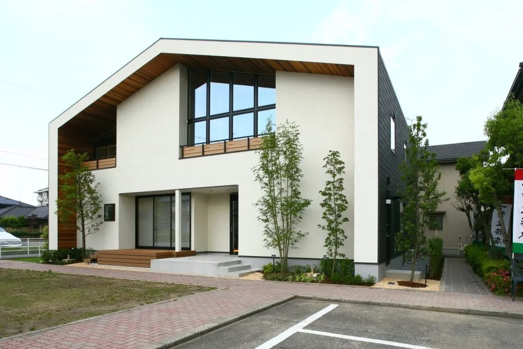 外壁材どれを選ぶ？～モルタル・タイル・ALC編～｜AQ Group アキュラホーム